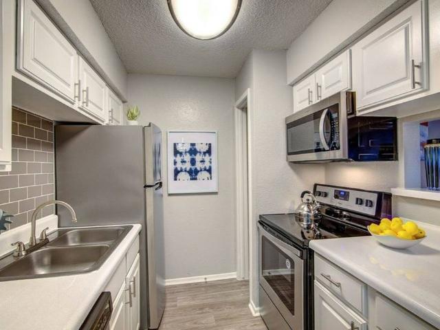 1 BR, 1 BA Apartment 2601 North Repsdorph Road Unit 614, Seabrook, TX 77586