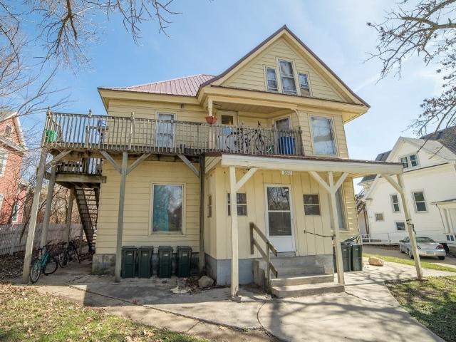1 BR, 1 BA Apartment 2610 College Street Unit #3, Cedar Falls, IA 50613