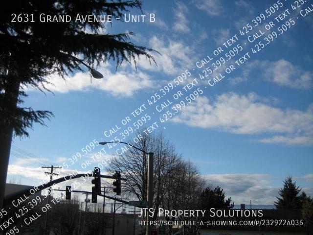 1 BR, 1 BA Apartment 2631 Grand Avenue, Everett, WA 98201