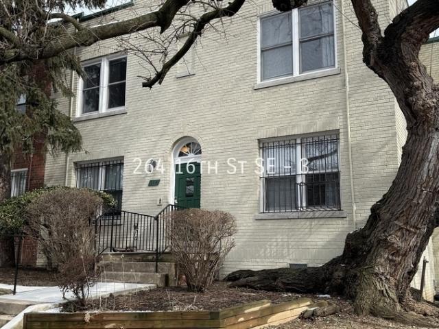 1 BR, 1 BA Apartment 264 16th St SE, Washington, DC 20003