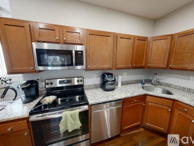 1 BR, 1 BA Apartment 26 John F Kennedy St, Unit 5, Cambridge, MA 02138