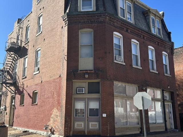 1 BR, 1 BA Apartment 2700 Chippewa St, Saint Louis, MO 63118