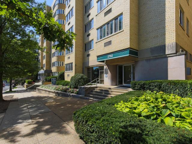1 BR, 1 BA Apartment 2702 Wisconsin Avenue Northwest Unit 108, Washington, DC 20007