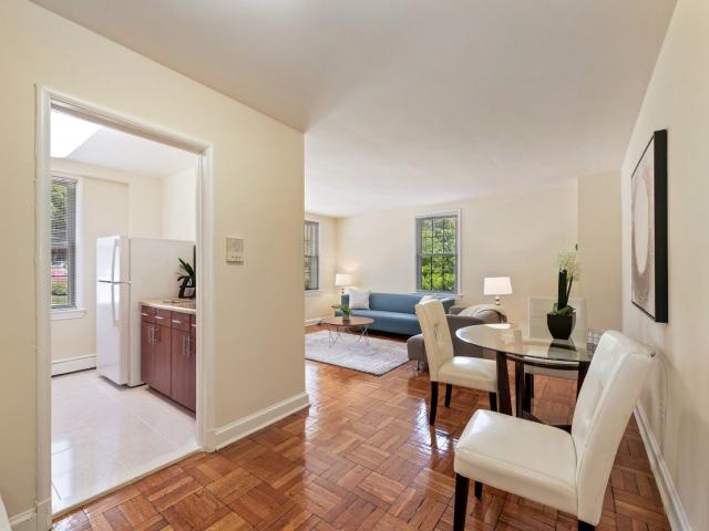 1 BR, 1 BA Apartment 2724 40 Porter Street Northwest Unit 1, Washington, DC 20008