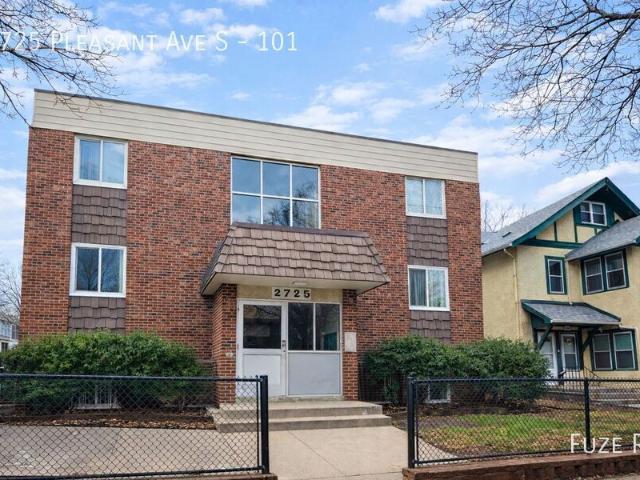 1 BR, 1 BA Apartment 2725 Pleasant Ave S, Minneapolis, MN 55408