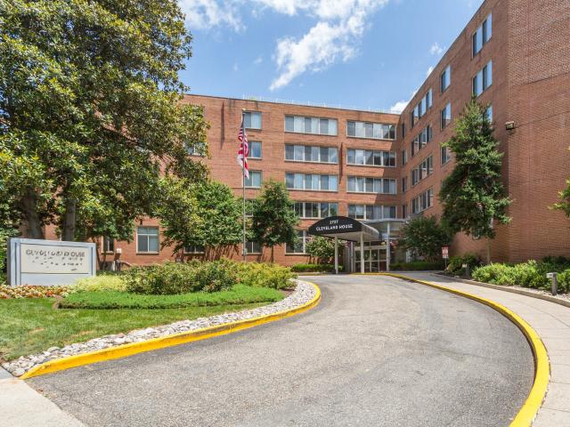 1 BR, 1 BA Apartment 2727 29th St NW Unit 328, Washington, DC 20008