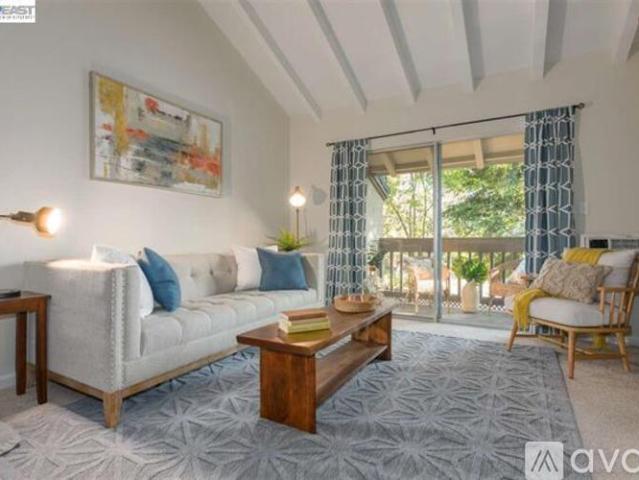 1 BR, 1 BA Apartment 2734 Oak Road, Walnut Creek, CA 94597