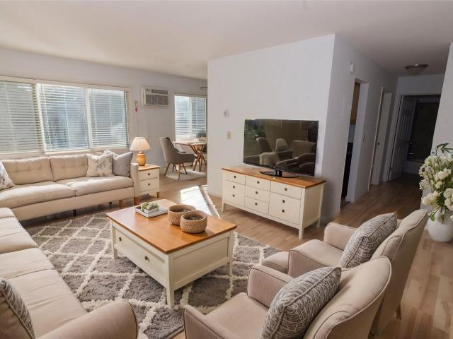 1 BR, 1 BA Apartment 2741 Pillsbury Avenue S Unit 206, Minneapolis, MN 55408
