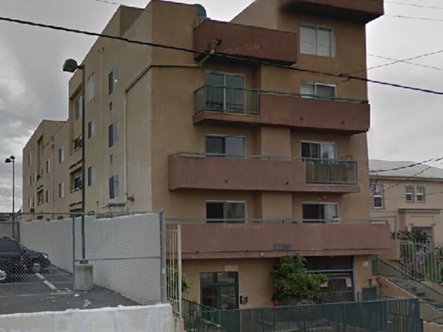 1 BR, 1 BA Apartment 2796 Francis Ave. Unit 301, Los Angeles, CA 90005