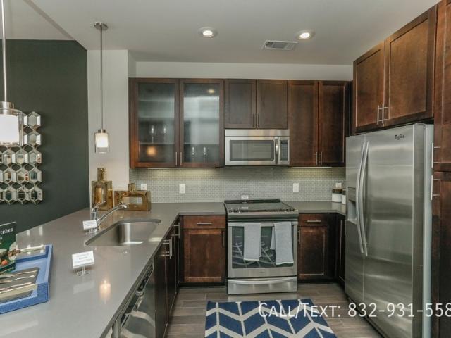 1 BR, 1 BA Apartment 2799 N Durham Dr, Houston, TX 77008