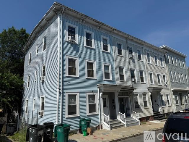 1 BR, 1 BA Apartment 27 Woodward St, Unit 3, Boston, MA 02127