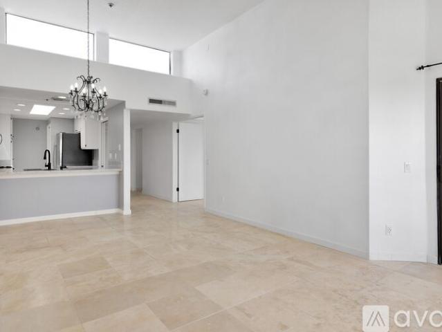 1 BR, 1 BA Apartment 280 Cagney Ln, Unit 312, Newport Beach, CA 92663