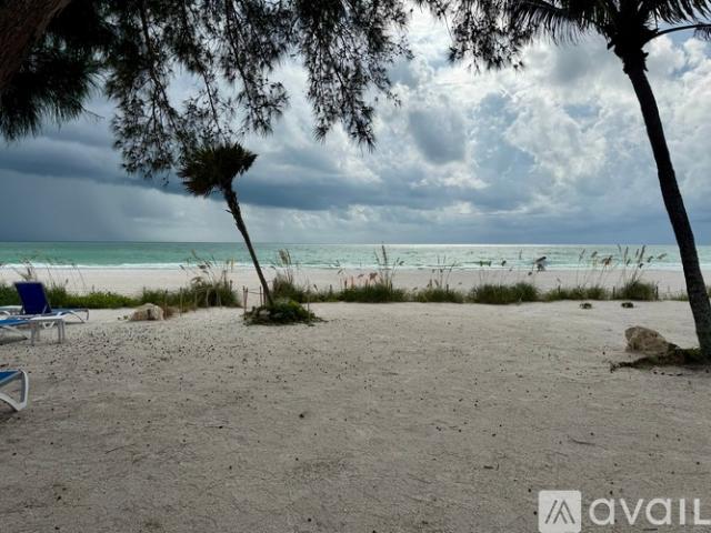 1 BR, 1 BA Apartment 2818 Avenue E, Unit 1 Aruba, Holmes Beach, FL 34217