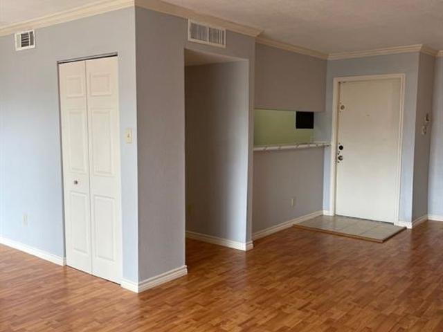 1 BR, 1 BA Apartment 2820 South Bartell Drive, Houston, TX 77054