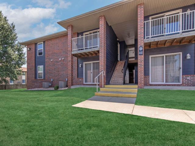 1 BR, 1 BA Apartment 2828 S Nettleton Ave Unit 103, Springfield, MO 65807