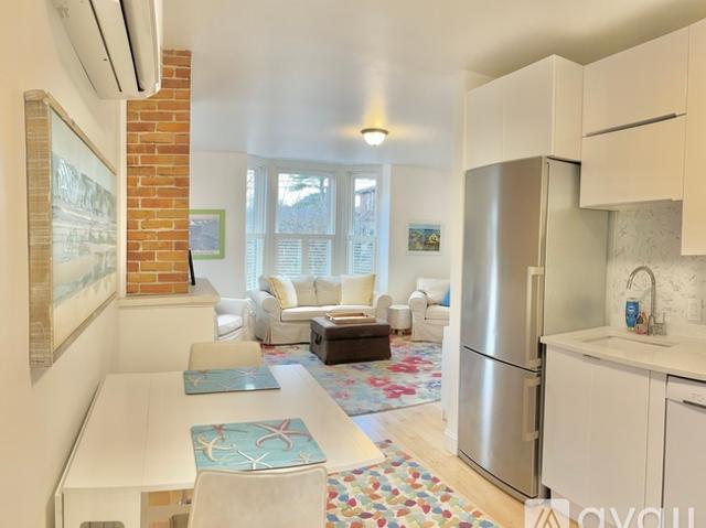 1 BR, 1 BA Apartment 287 Spring St, Unit 5, Portland, ME 04102
