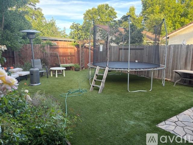 1 BR, 1 BA Apartment 2860 Ponteverde Lane, Unit 5, Davis, CA 95618