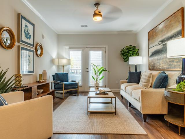 1 BR, 1 BA Apartment 2900 Queenstown Circle Unit 2910 3F, Greensboro, NC 27407