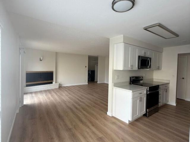 1 BR, 1 BA Apartment 290 Lee St Oakland, CA 94610