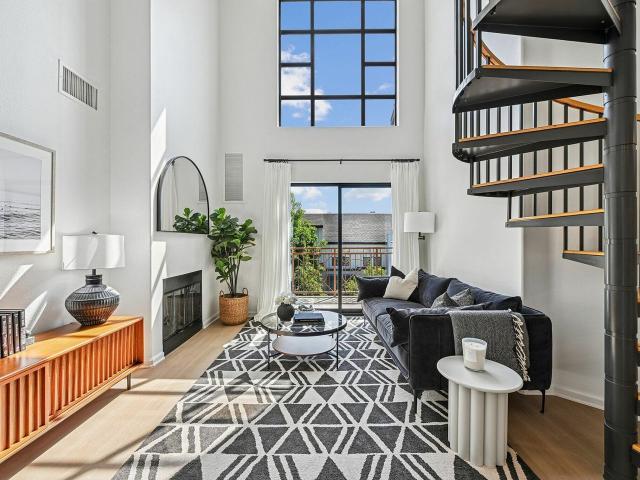 1 BR, 1 BA Apartment 290 North Hudson Avenue Unit 111W, Pasadena, CA 91101