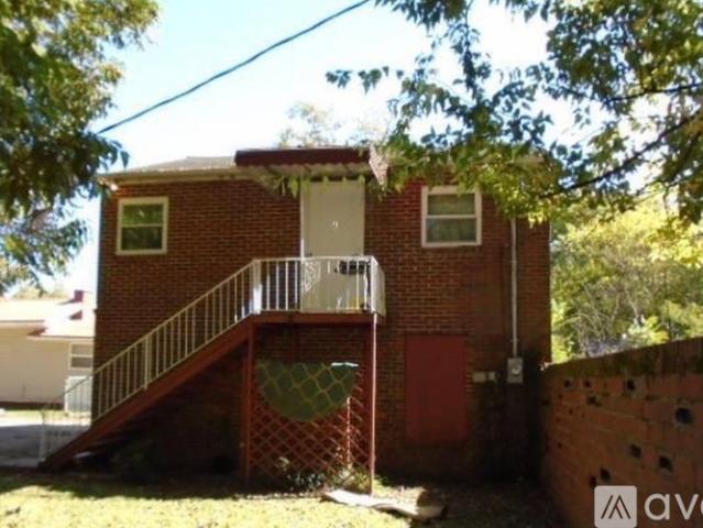 1 BR, 1 BA Apartment 2912 Samson Avenue, Unit APT A, Gadsden, AL 35904