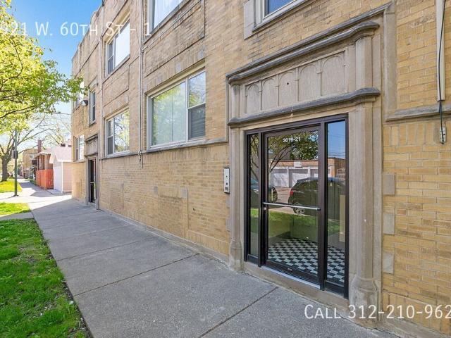 1 BR, 1 BA Apartment 2921 W. 60th St, Chicago, IL 60629
