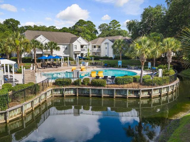 1 BR, 1 BA Apartment 29 Edgewater Circle Unit 9BW, Bluffton, SC 29910