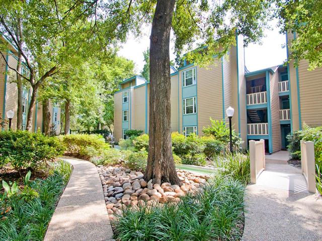 1 BR, 1 BA Apartment 2001 Oak Creek Rd Unit B210, New Orleans, LA 70123