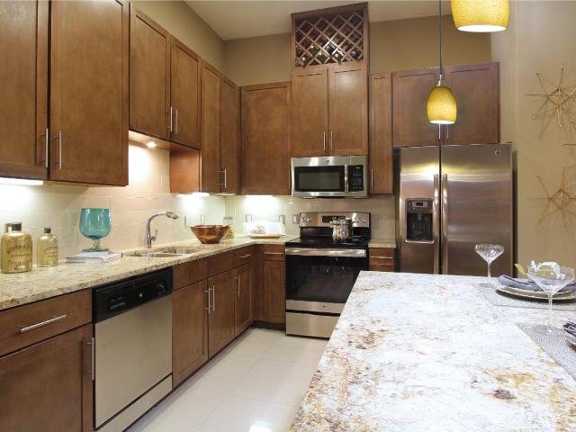 1 BR, 1 BA Apartment 2001 S Voss Road Unit 405, Houston, TX 77057
