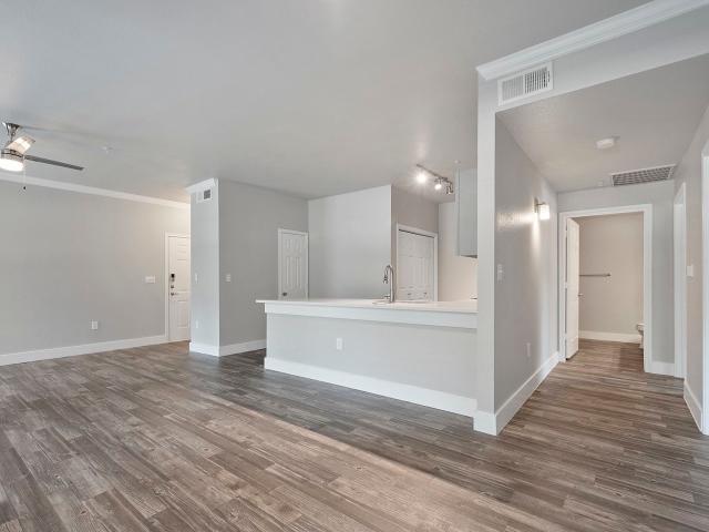 1 BR, 1 BA Apartment 2001 Texas 360 Unit 3 3305, Euless, TX 76039