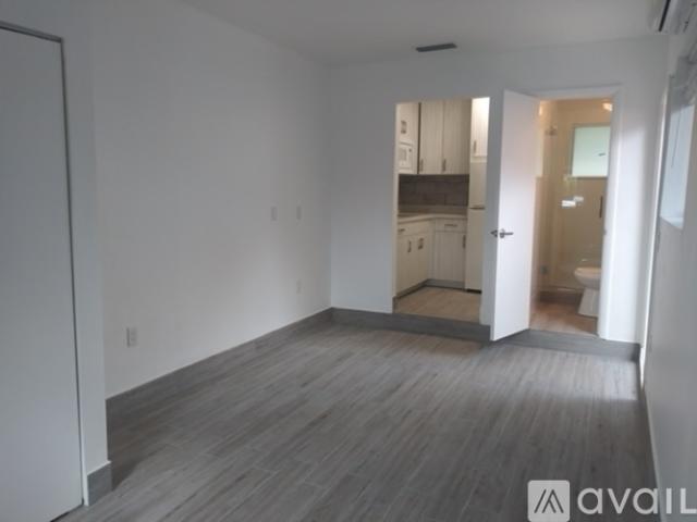 1 BR, 1 BA Apartment 20031 Northwest 62nd Court, Hialeah, FL 33015