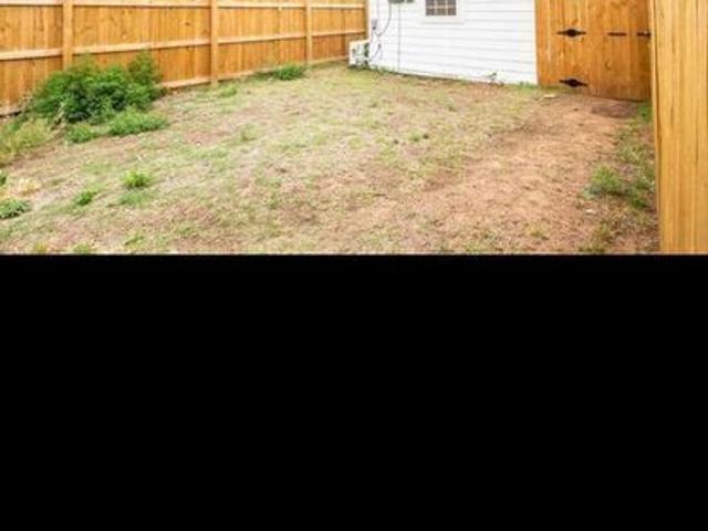 1 BR, 1 BA Apartment 2005 22nd St. Rear, Lubbock, TX 79411