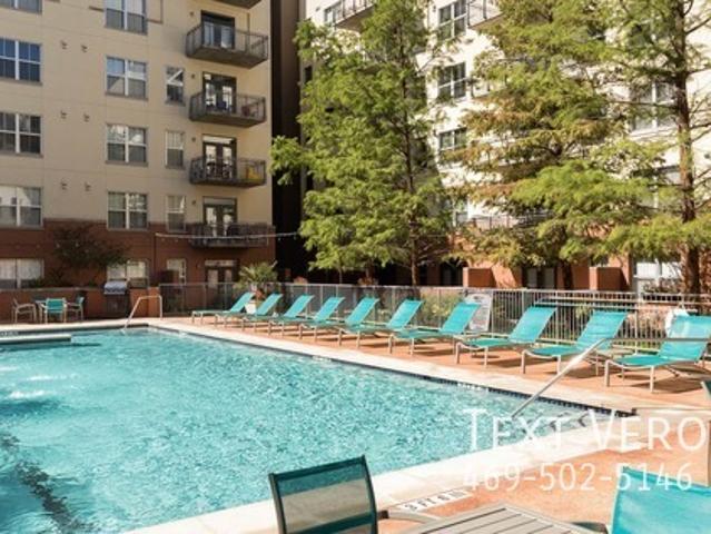 1 BR, 1 BA Apartment 201 Lavaca St, Austin, TX 78701