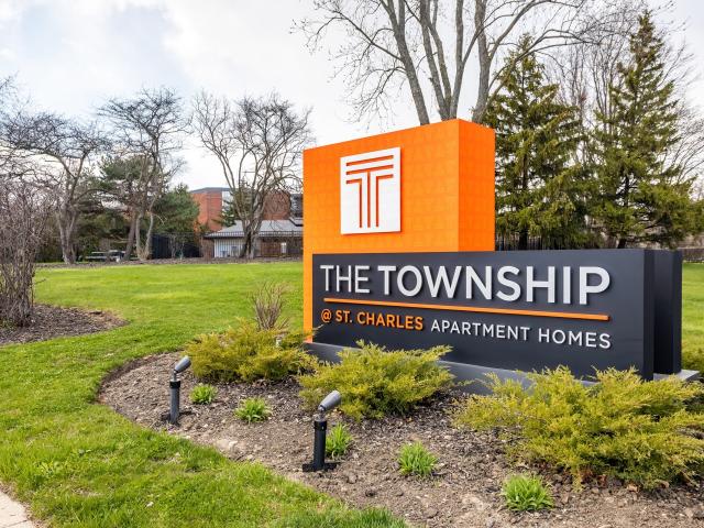 1 BR, 1 BA Apartment 201 N Tyler Rd Unit 302, Saint Charles, IL 60174