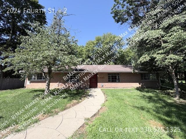 1 BR, 1 BA Apartment 2024 Fourth St Cuyahoga Falls, OH 44221