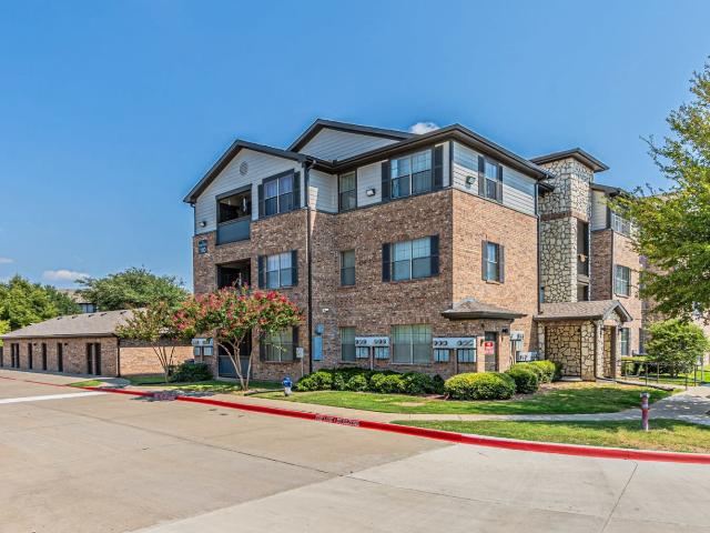 1 BR, 1 BA Apartment 202 North Belt Line Road Unit 4202, Garland, TX 75040