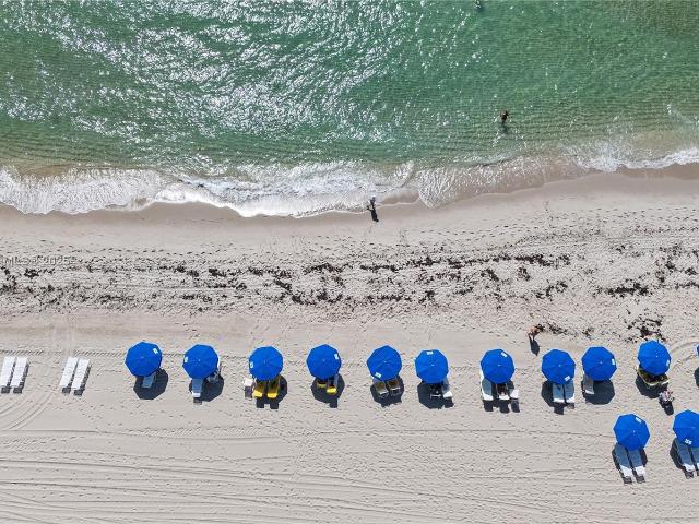 1 BR, 1 BA Apartment 2030 South Ocean Drive, Hallandale Beach, FL 33009