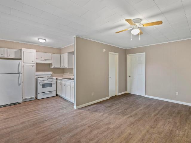 1 BR, 1 BA Apartment 2033 3rd St, Lake Charles, LA 70601