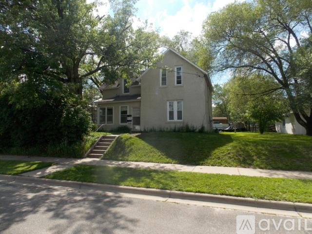 1 BR, 1 BA Apartment 207 9th Ave N, Unit 1, Waite Park, MN 56387
