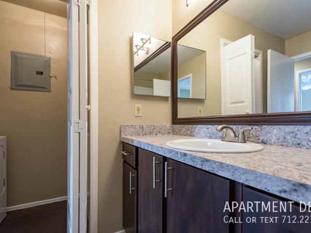 1 BR, 1 BA Apartment 207 Golfview DrÂ, Richmond, TX 77469