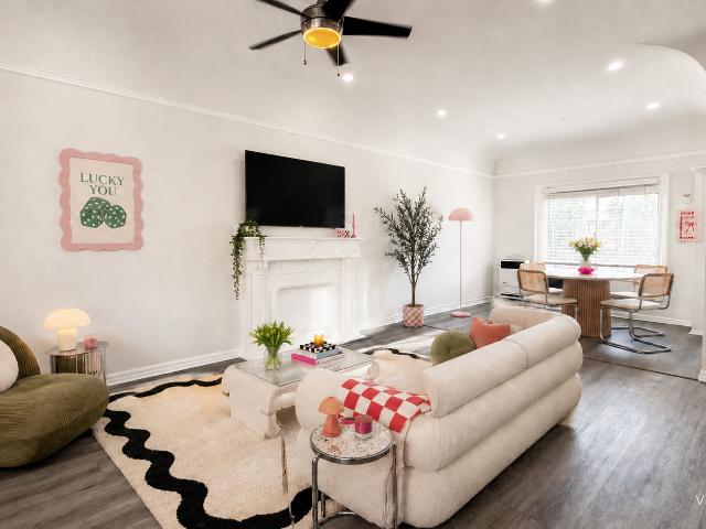1 BR, 1 BA Apartment 207 N Berendo St, Los Angeles, CA 90004