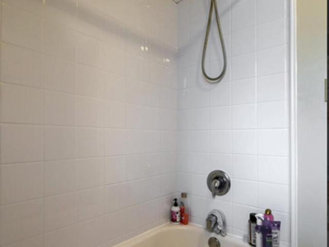 1 BR, 1 BA Apartment 207 N Chester Pike, Unit D, Glenolden, PA 19036