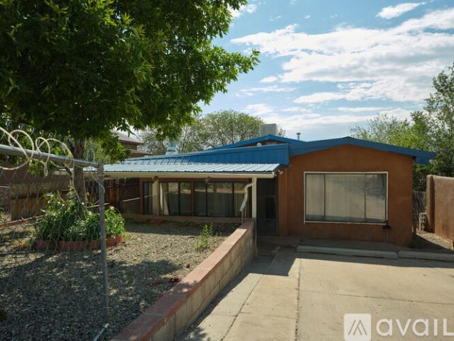1 BR, 1 BA Apartment 2048 Cll Lorca, Unit A, Santa Fe, NM 87505