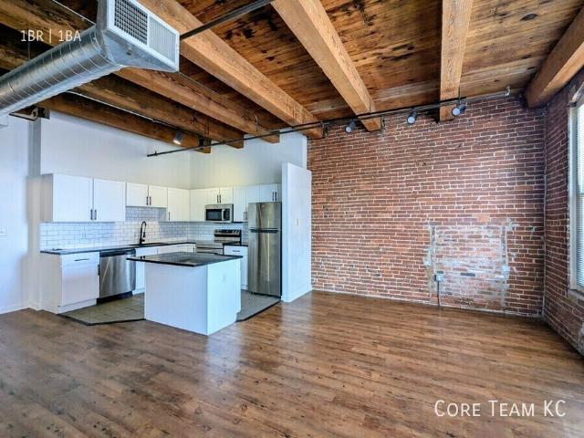1 BR, 1 BA Apartment 204 Walnut St Kansas City, MO 64106