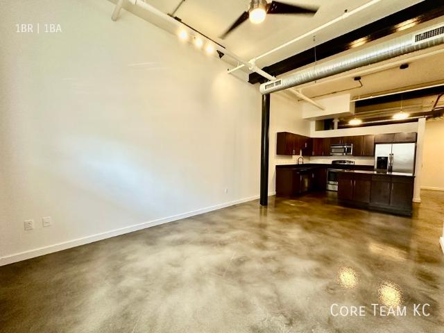 1 BR, 1 BA Apartment 204 Walnut St, Kansas City, MO 64106