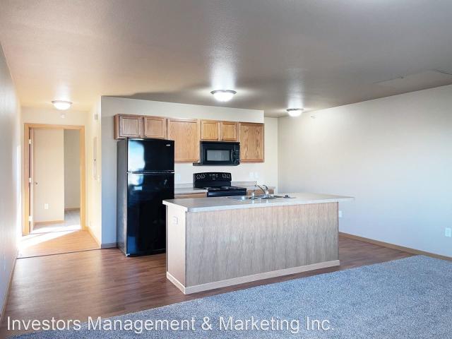 1 BR, 1 BA Apartment 205 27th Avenue Northwest Unit 10, Minot, ND 58703
