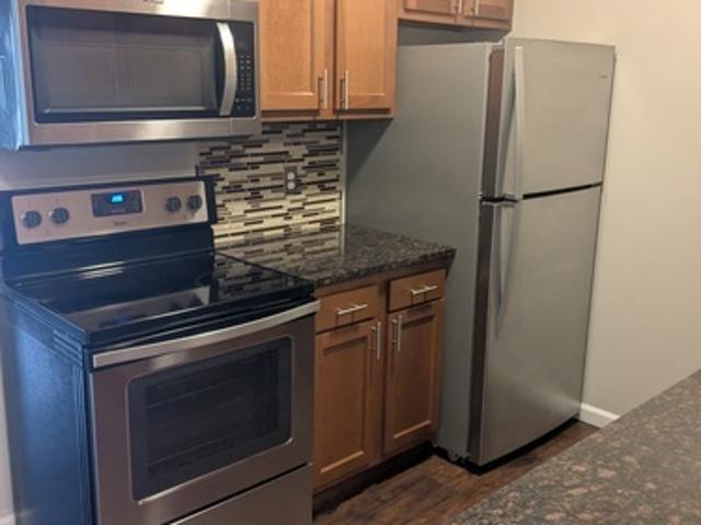 1 BR, 1 BA Apartment 205 Trealout Drive, Unit 205 Trealout Dr B 21 Fenton MI 48430, Fenton, MI 48430