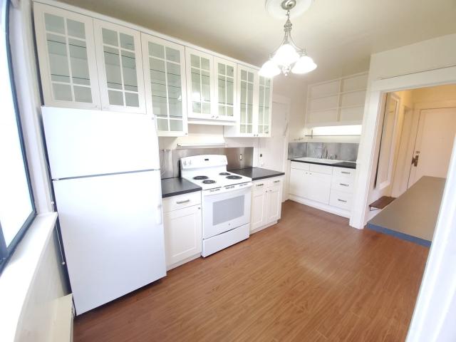 1 BR, 1 BA Apartment 206 Harvard Avenue East Unit 06, Seattle, WA 98102