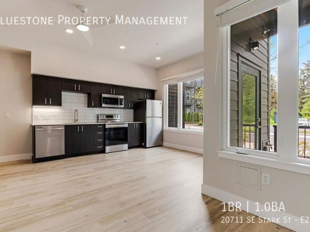 1 BR, 1 BA Apartment 20711 SE Stark St, Gresham, OR 97030