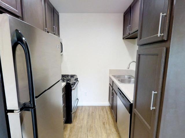1 BR, 1 BA Apartment 20830 Vintage Street Unit 23, Chatsworth, CA 91311